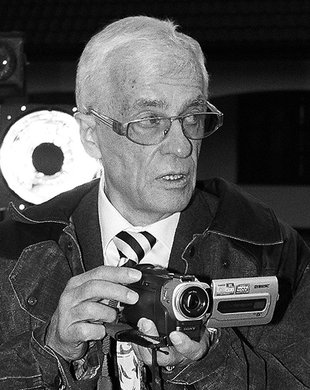 Zmarł Adam Hanuszkiewicz | Kozaczek
