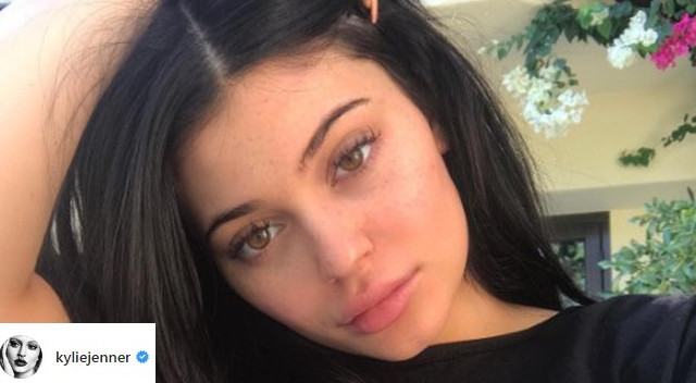 Kylie Jenner bardzo boi się o twarz swojego dziecka! | Kozaczek