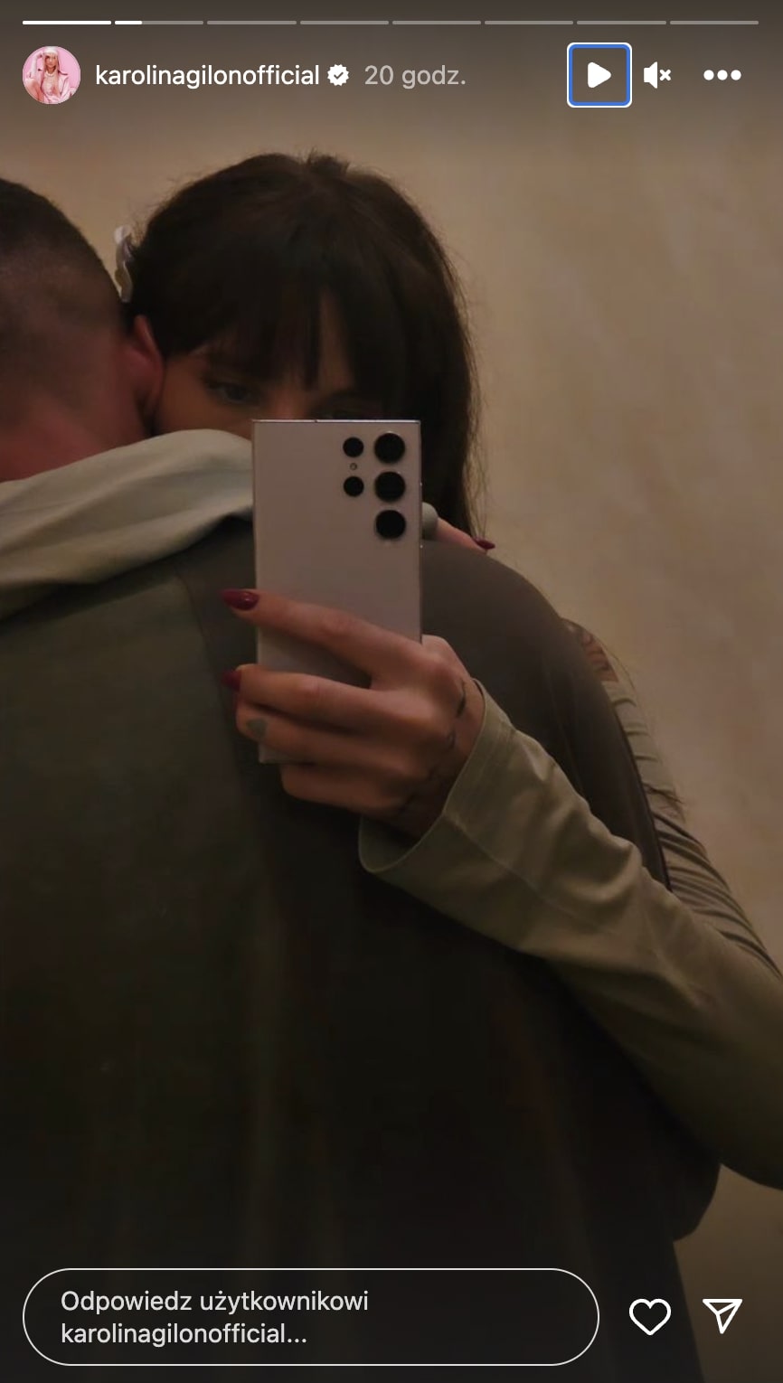 Karolina Gilon przypadkowo pokazała partnera na filmiku?| Kozaczek